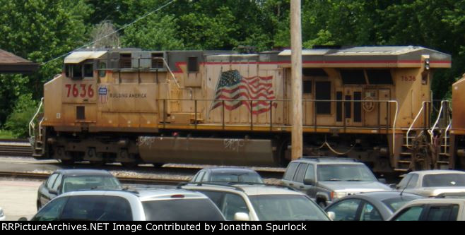 UP 7636, conductjr's side view